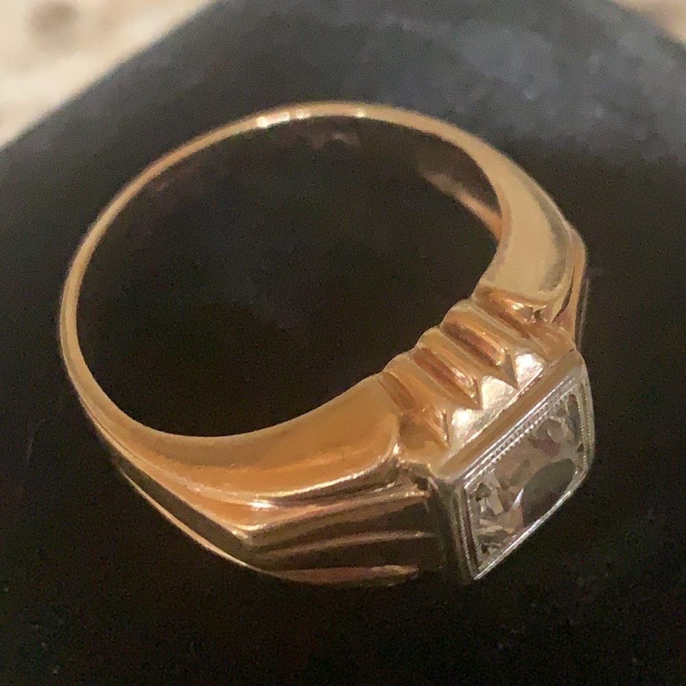 10k Solid Gold Men Ring - Gem